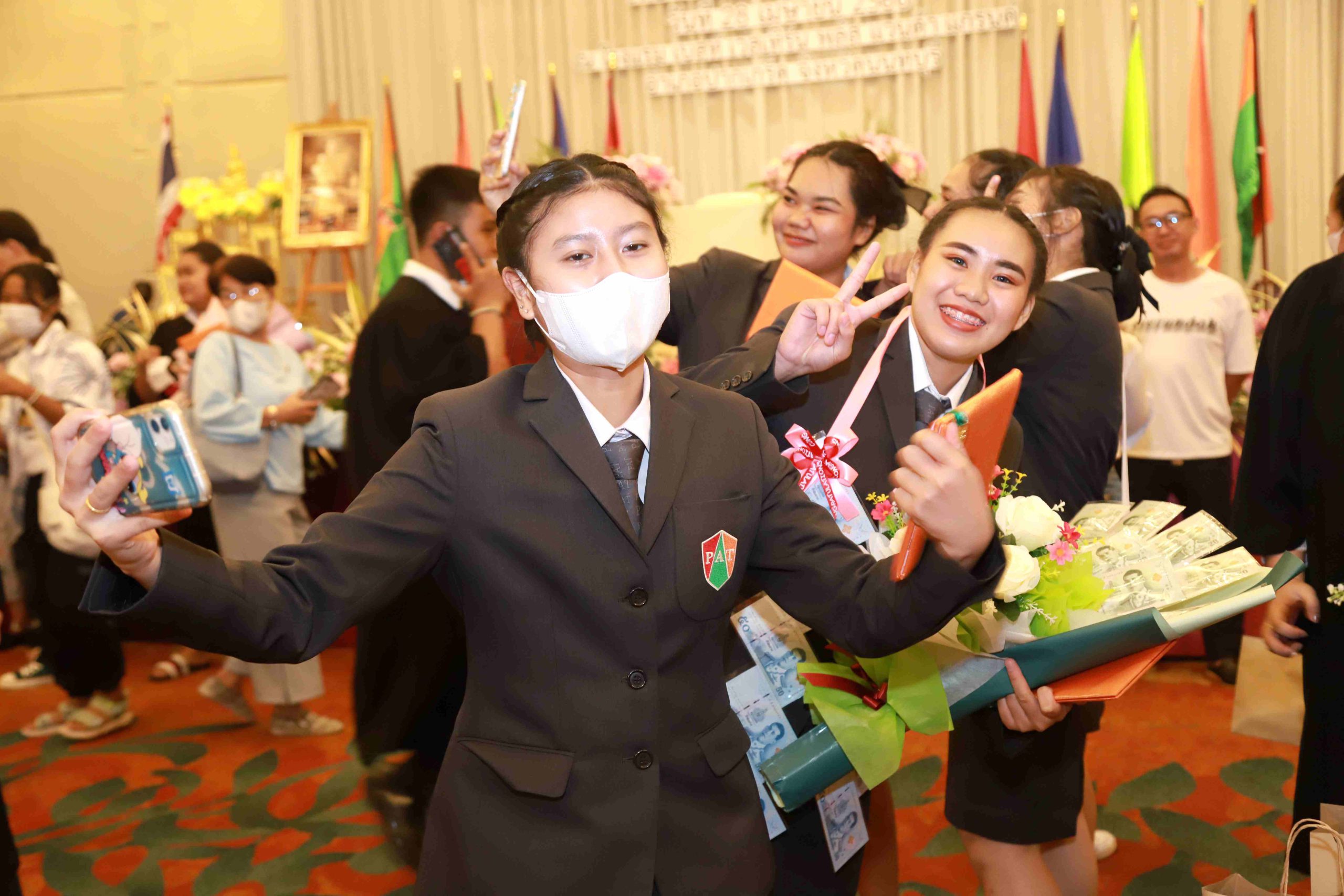 1281424 – วิทยาลัยเทคโนโลยีปัญญาภิวัฒน์